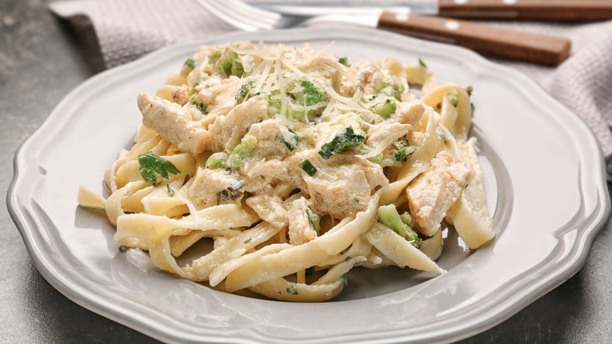 Tagliatelle au poulet et aux brocolis